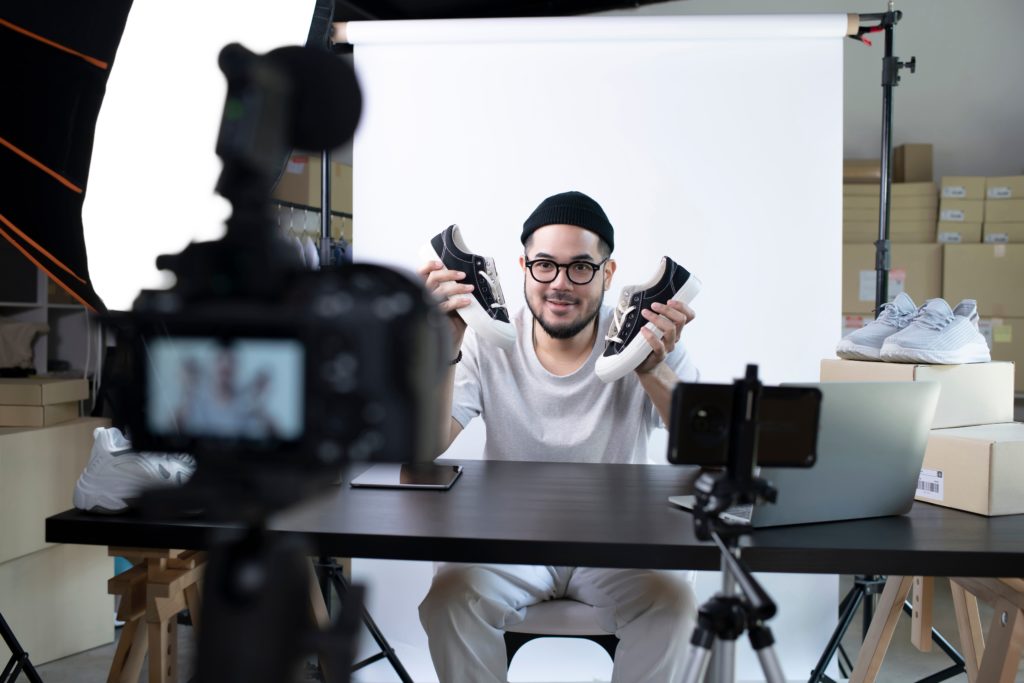 Katy Perry, Selena Gomez und Co.: Werbung mit Stars